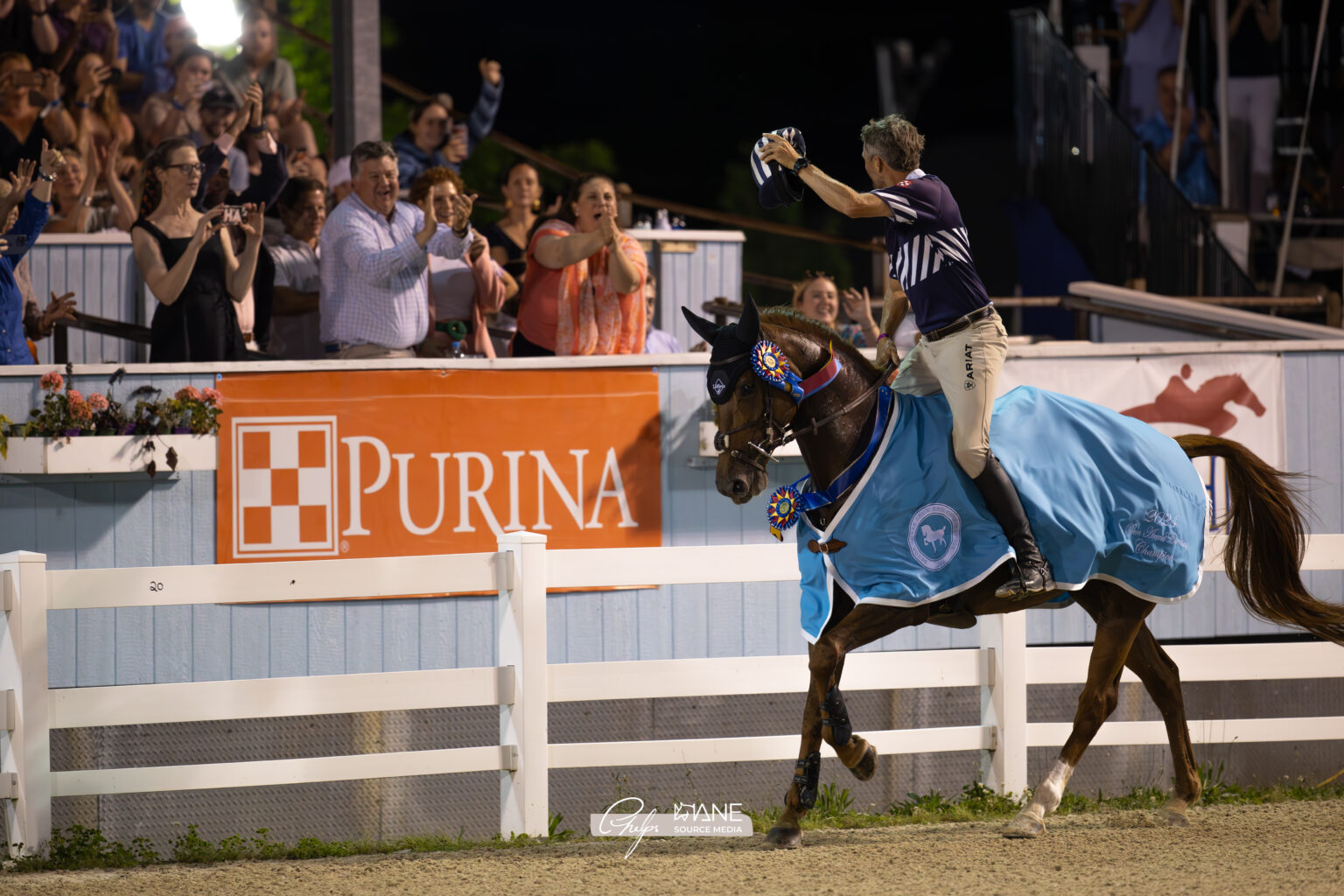 Boyd Martin and Miss Lulu Herself Top $50,000 Devon Arena Eventing ...